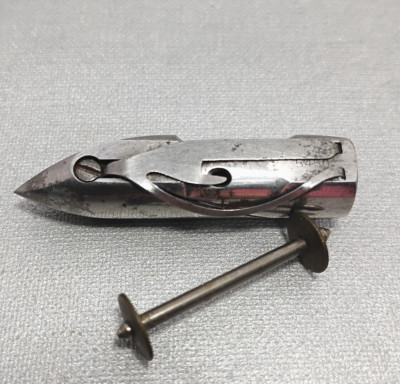 Sewing Machine Parts - Singer Shuttle