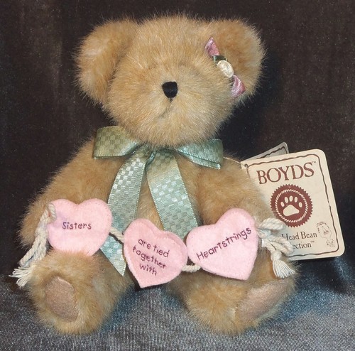 2004 Boyds Bear 8.5" SISSY BEARHUGS plush Bear SISTERS Tied w Heartstrings & TAG 765867975297| eBay