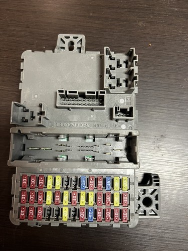 HONDA ODYSSEY LEFT SIDE CHASSIS FUSE BOX MODULE THR-A2 | eBay