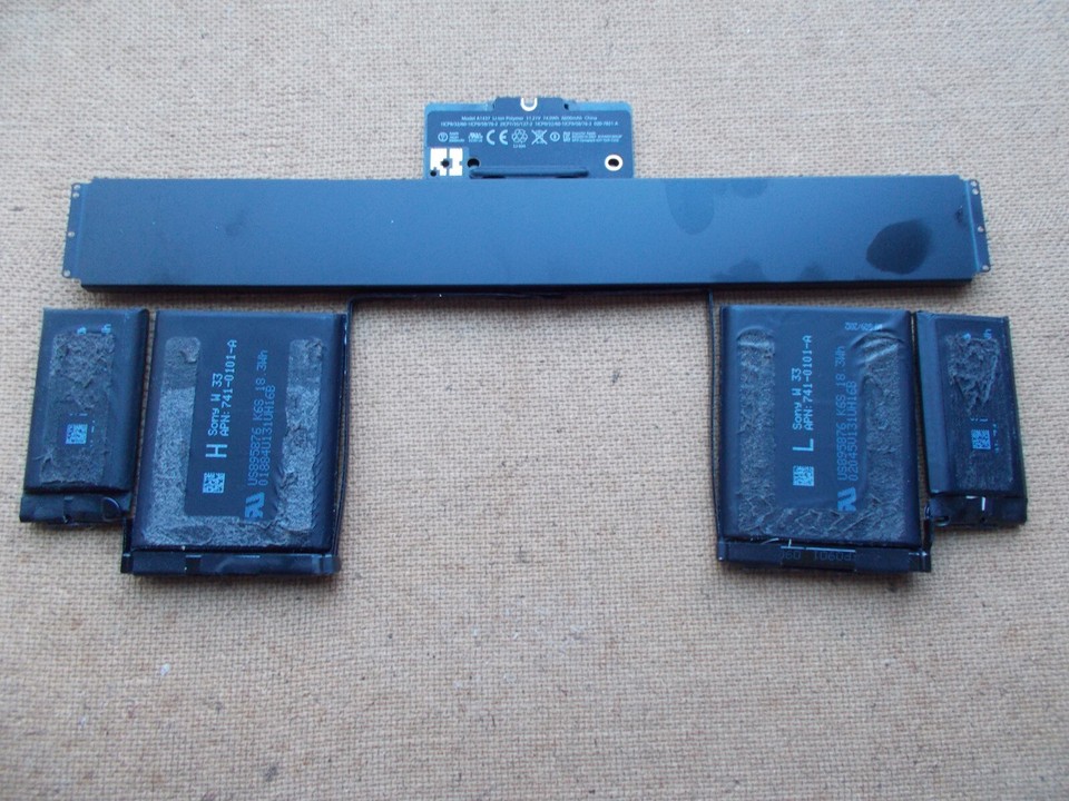 Apple MacBook Pro 13” A1425 OEM BATTERY Model A1437 Last Showed Normal ...