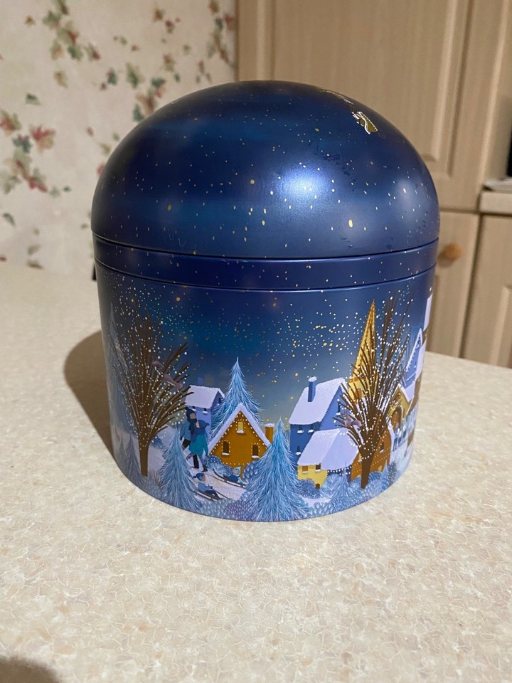 Marks & Spencer Snowy Christmas Musical Biscuit Tin with Lights ...