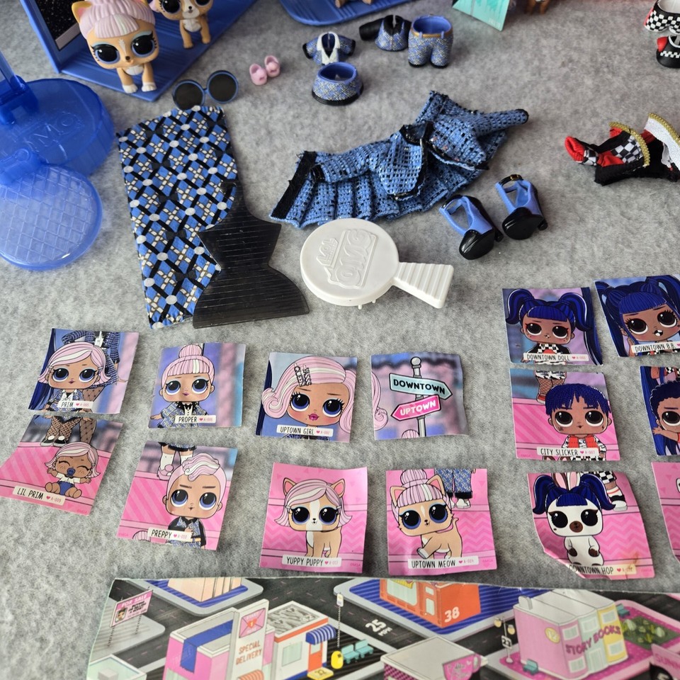 LOL Amazing Surprise Playset Uptown Girl Downtown BB Dolls Accessories ...