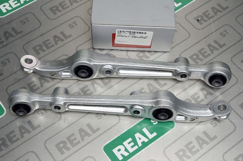 Skunk2 Front Lower Control Arms Rubber Bushings 92-95 Civic EG 94-01 ...