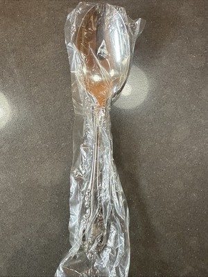 Soup Spoon Oneida Distinction Deluxe Stainless Flatware RAPHAEL HH ...