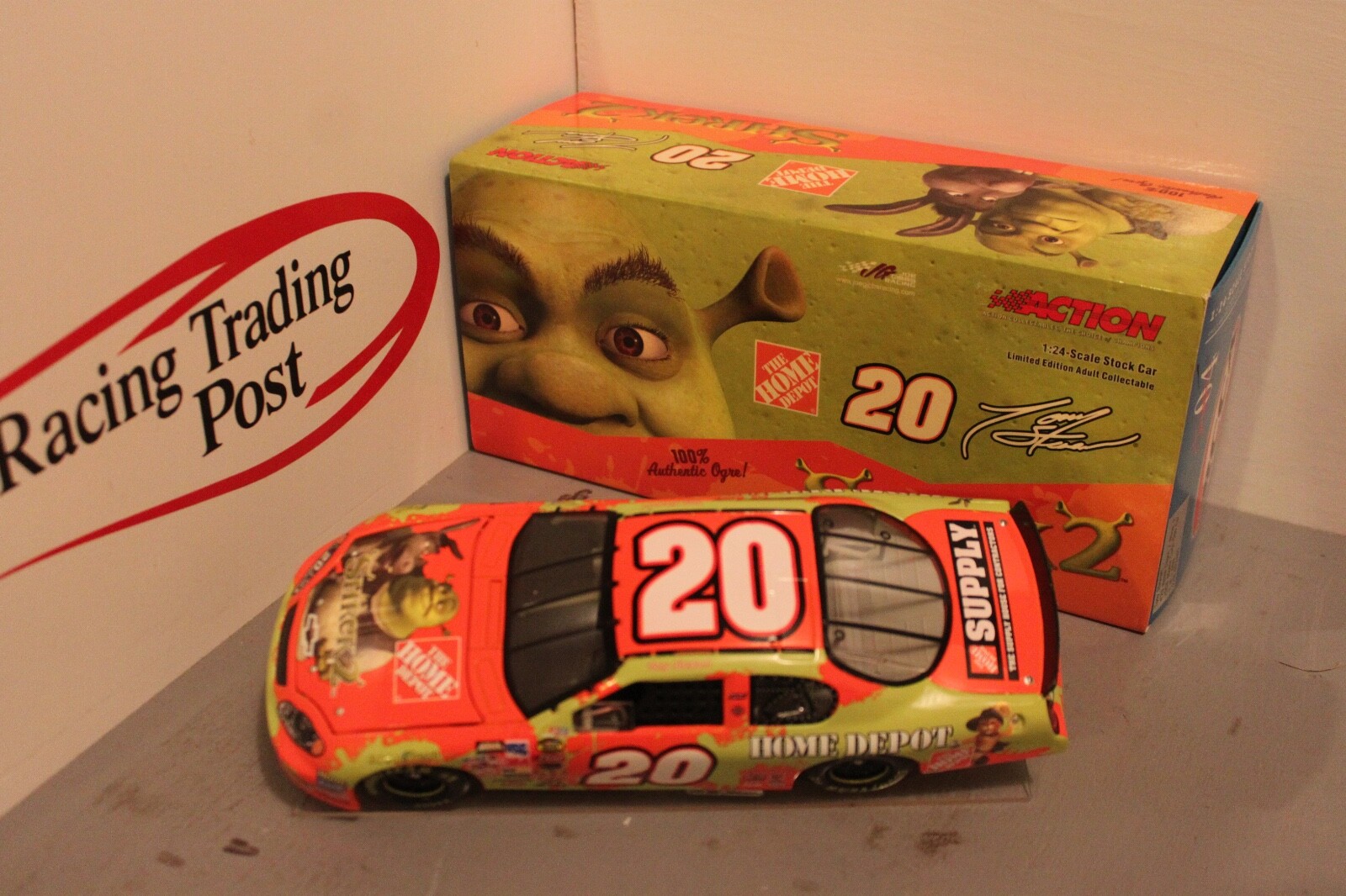 2004 Tony Stewart Home Depot Shrek 2 1/24 Action RCCA Club Car NASCAR ...