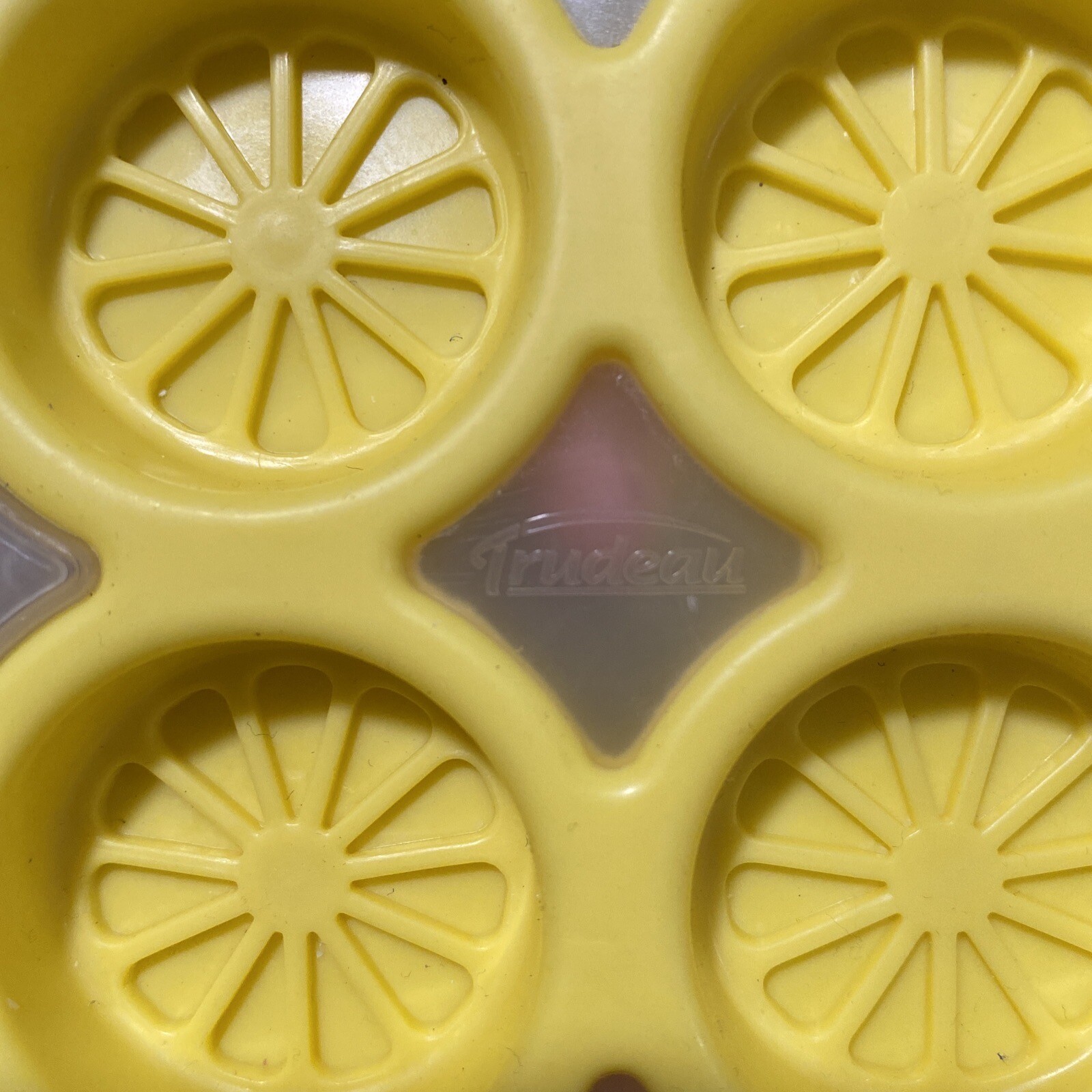 Trudeau Kitchen Silicon ice cube creative lemon shape ice mold candy ...