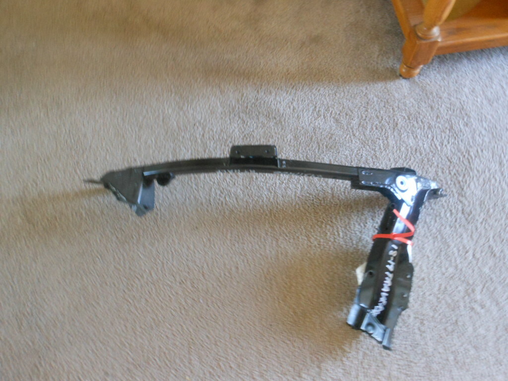 18 19 20 Traverse right upper tie bar 84462767 2018 2019 2020 core ...