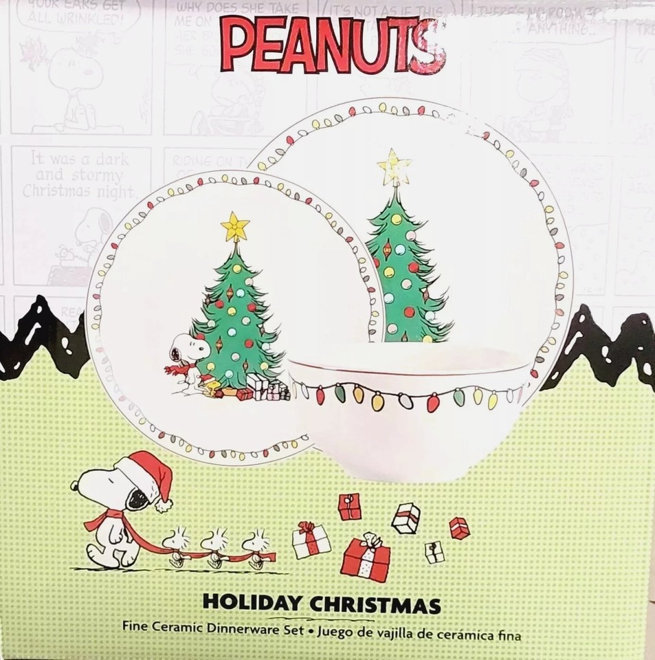 CHRISTMAS DINNERWARE SET. PEANUTS SNOOPY 18-Piece DINNER SET FINE ...