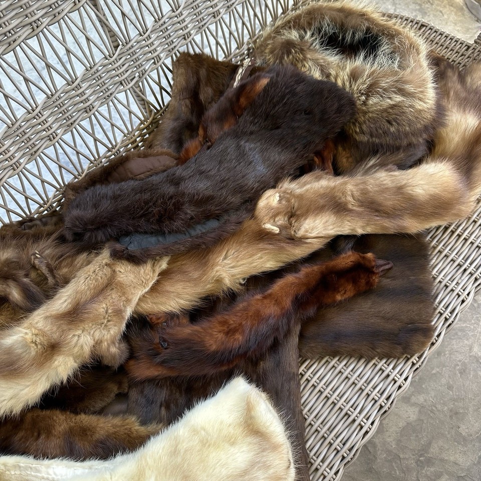 Vintage Genuine Complete Pelt Brown Mink Fur Collars, Stole, Fur Pieces ...