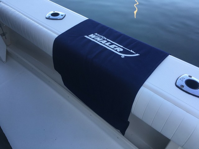Wellcraft Embroidered Boat Gunwale Boarding Mat 20"x 36" Navy Fabric ...