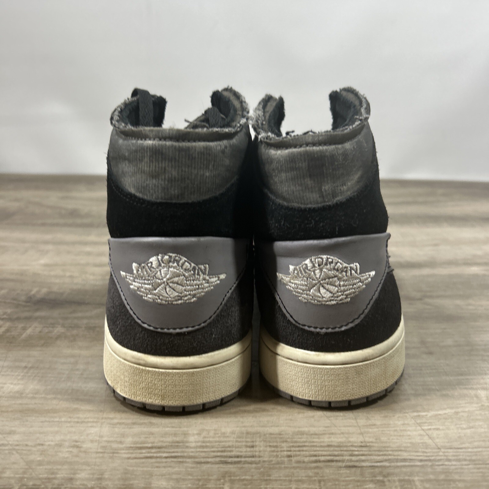 Nike Air Jordan 1 Mid Craft SE Inside Out Black Grey … - Gem