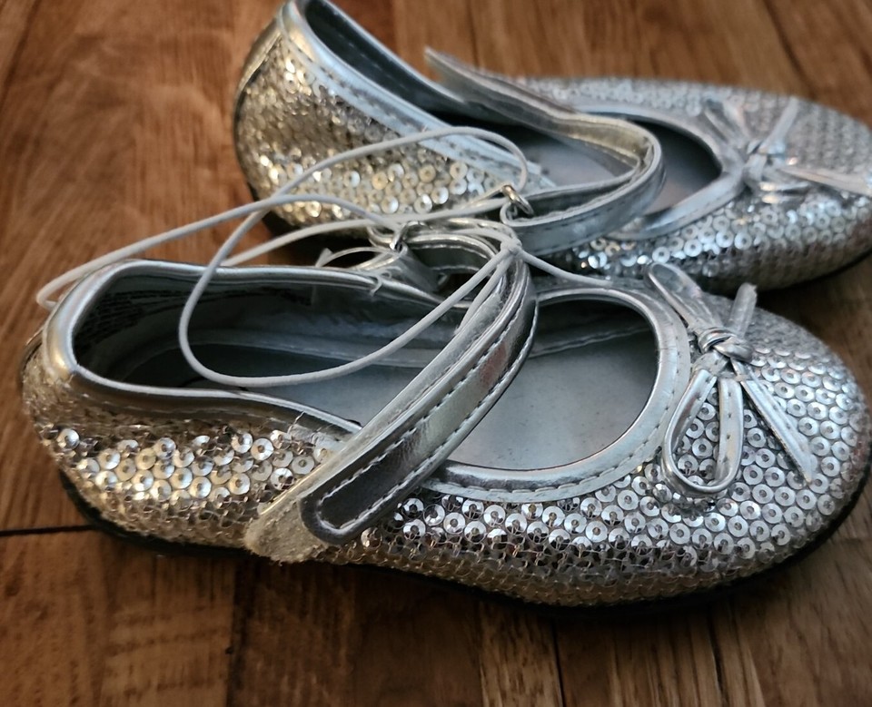 New Cherokee Girl's Sparkle silver Dress Shoes Toddler size 5 | eBay