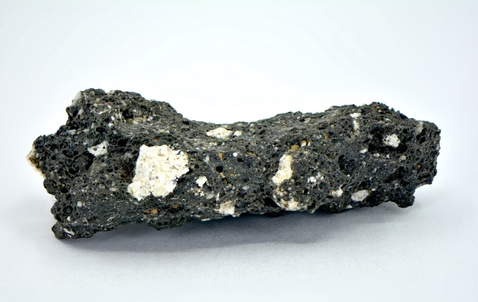 9.03g Wabar Scoriaceous Glass Rare Impactite - TOP METEORITE | eBay