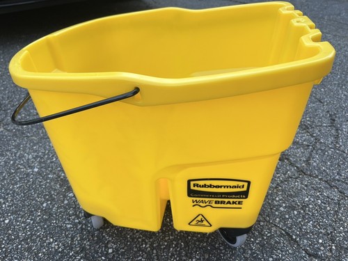 BRAND NEW RUBBERMAID WAVE BREAK MOP BUCKET 1887305 NO WRINGER YELLOW 35 ...