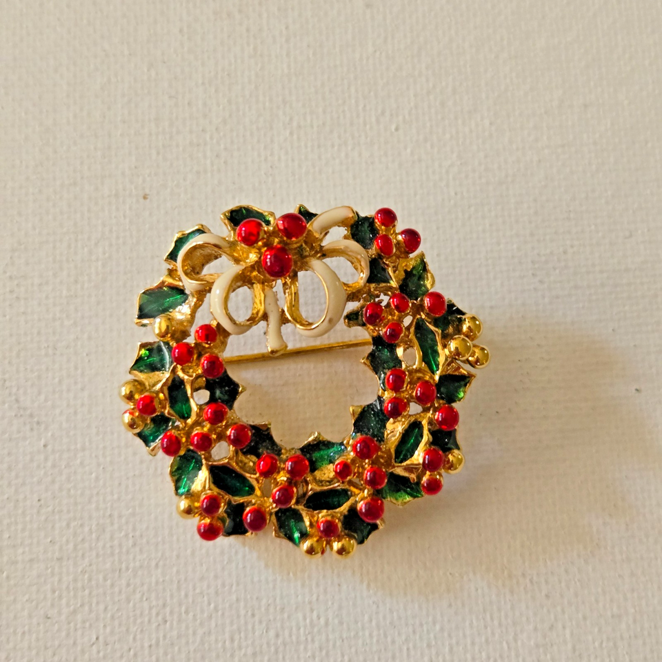 VTG Christmas 2 pins Wreath and Tree gold tone multi colored stones | eBay