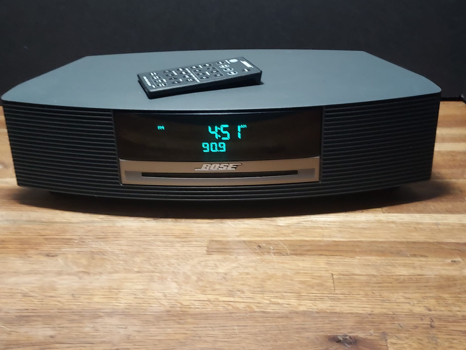 Bose Wave Music System AWRCC1 With Remote