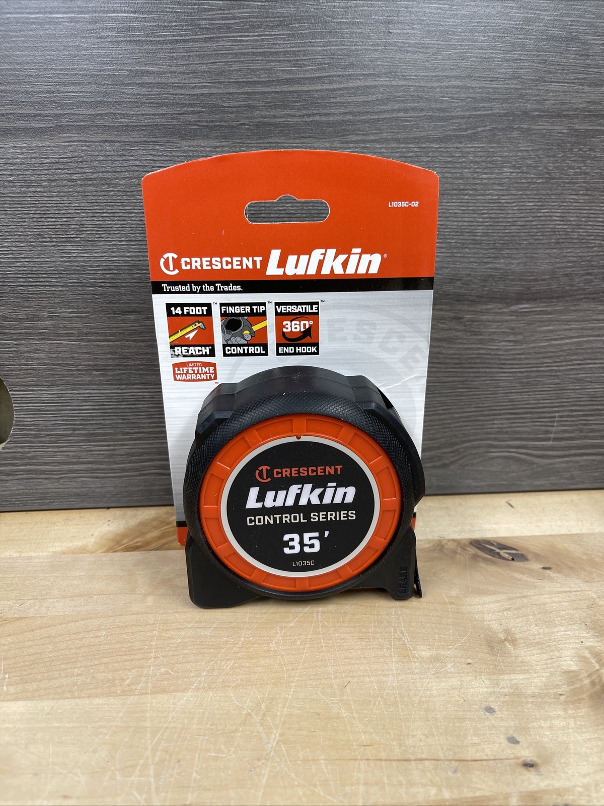 Crescent Lufkin Command Control Series Tape Measure, 35 Ft, 1-3/16 ...