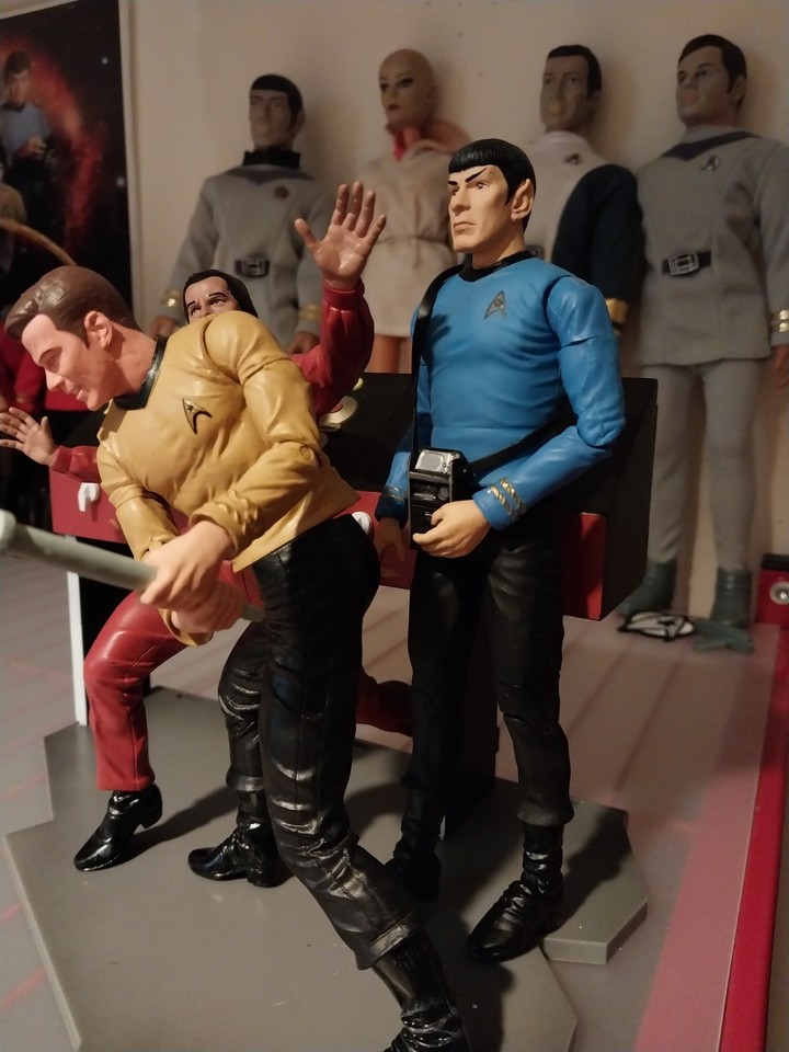 2013 Diamond Select Toys Star Trek Original Series Kirk & Khan Action ...
