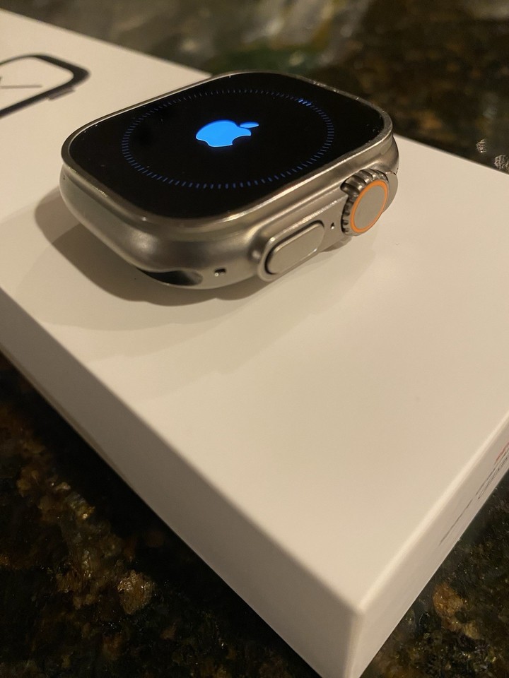 Apple Watch Ultra 49mm Titanium GPS + Cellular (Gen 1 A2622 ...
