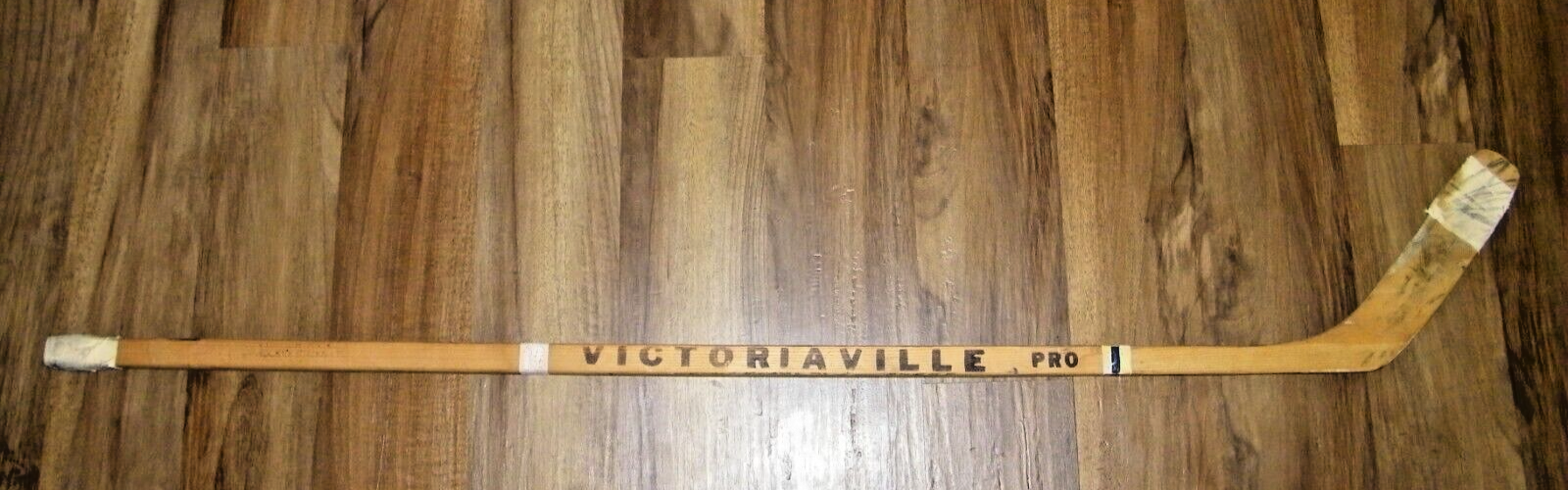 VINTAGE 1970'S GAME USED TORONTO MAPLE LEAFS PIERRE JARRY HOCKEY STICK ...