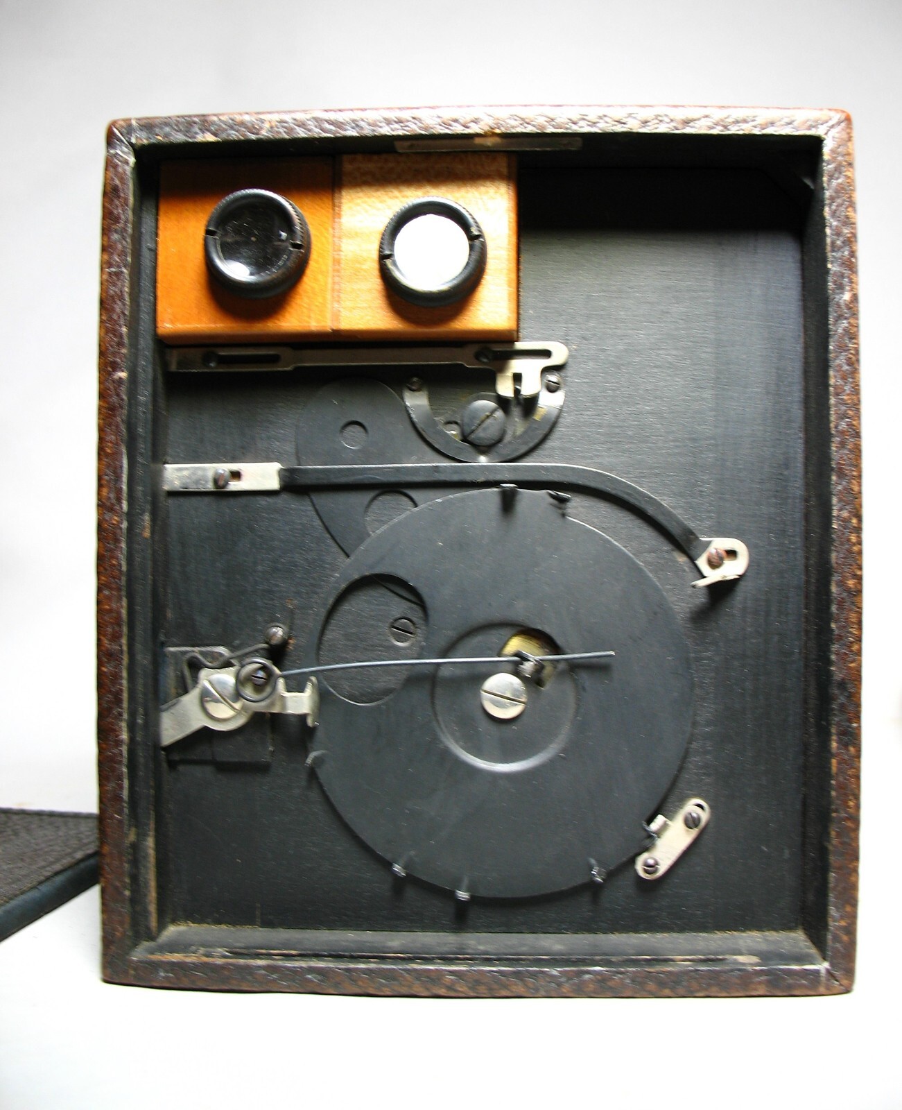 Kodak No. 4 Bulls-Eye Model D Box Camera Serial Number 29801 | eBay