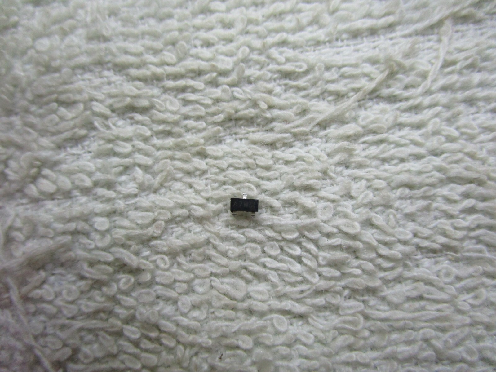 20pcs A7 A7W BAV99 SOT23-3 Transistor | eBay