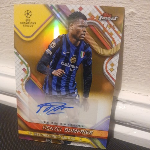 2024-25 Topps Finest UCC Denzel Dumfries Autograph Auto Gold /50, Inter ...