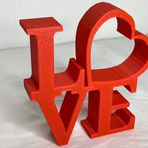 Red LOVE Sculpture Decorative Tabletop Art 3D Heart Design Modern ...