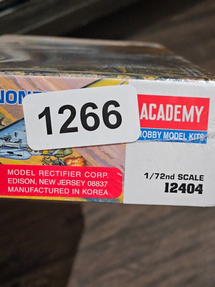 Academy 12404 Ju87G-2 Stuka Hans-Ulrich Rudel 1/72 Scale Plastic Model ...