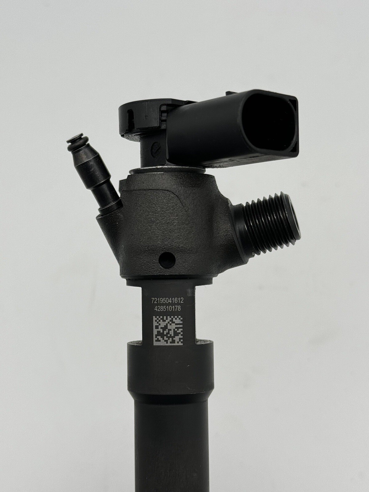 4x Fuel Injector Nozzle 28565337 04l130277bb VW Bus AUDI Seat SKODA ...