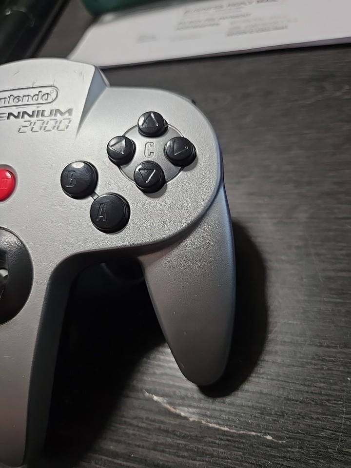 Millennium 2000 Controller Silver N64 Nintendo 64 Power Promo Authentic ...