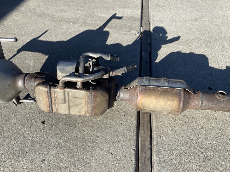 2016-2022 TOYOTA PRIUS Exhaust Front Pipe Assembly OEM SET | eBay
