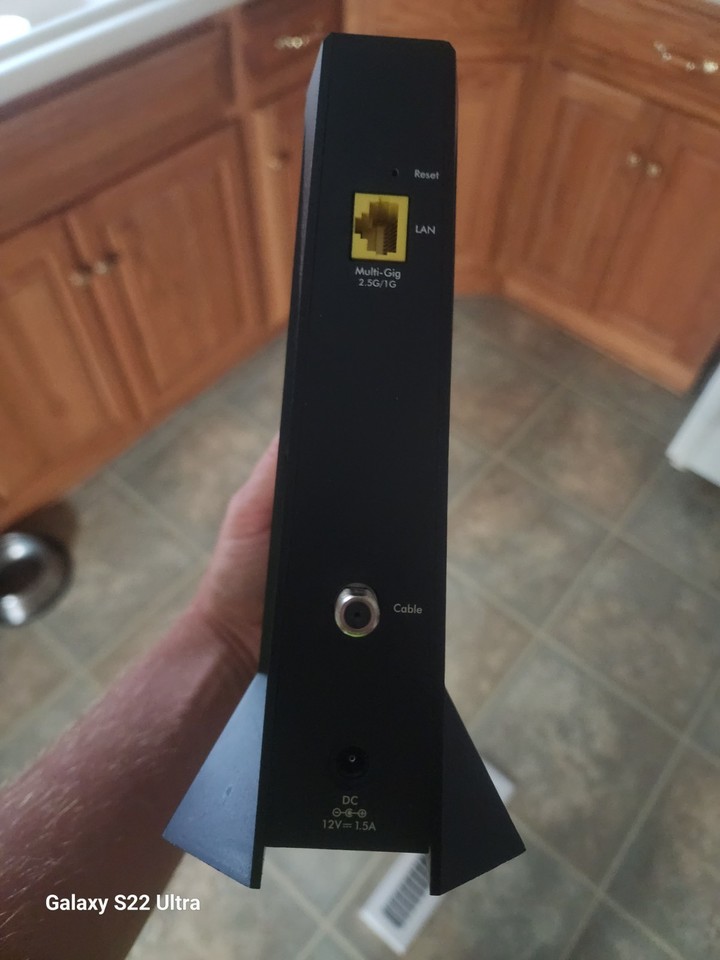 NETGEAR Nighthawk C7000 AC1900 Cable Modem & WiFi Router Combo - For ...
