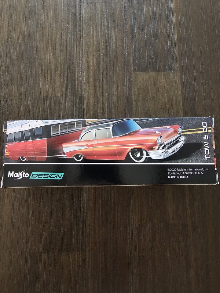 Maisto Design Tow & Go 1967 VW Volkswagen Squareback w Camper Trailer 1 ...