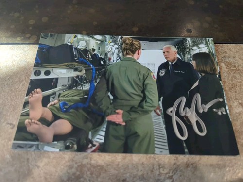 MIKE PENCE Authentic Hand Signed Autograph 4X6 photo DONALD TRUMP VICE ...