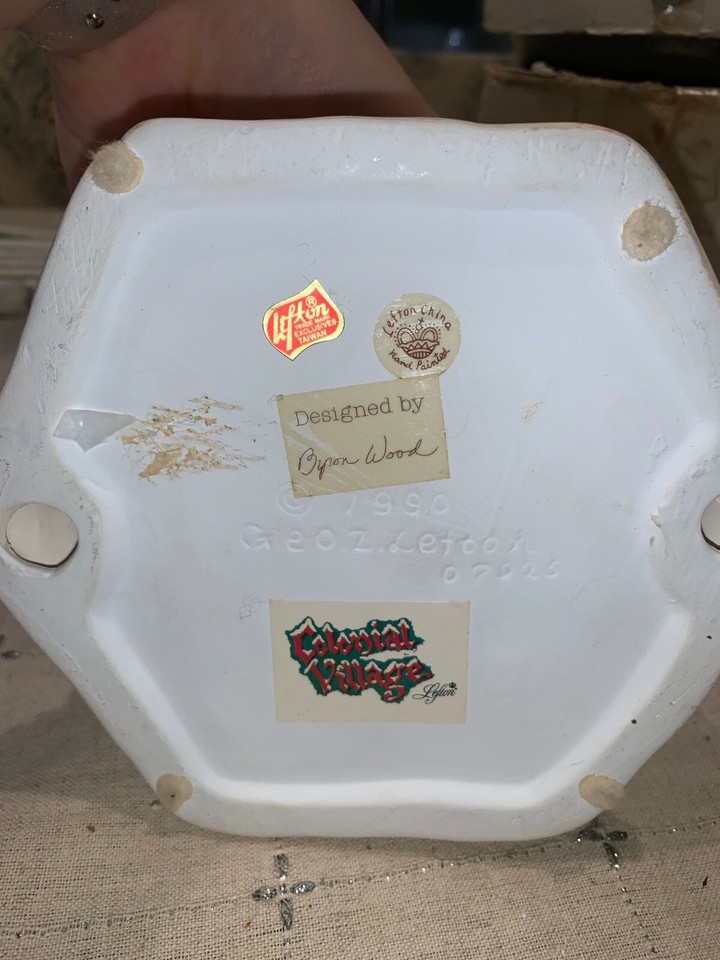 Lefton Colonial Christmas Village VICTORIAN GAZEBO 07925 from 1990 | eBay