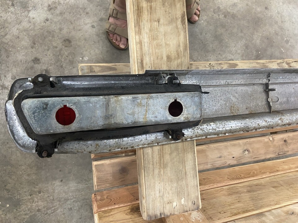 65 PONTIAC CATALINA 2+2 Rear Bumper TAIL LIGHT Panel And Light ASSEMBLY ...