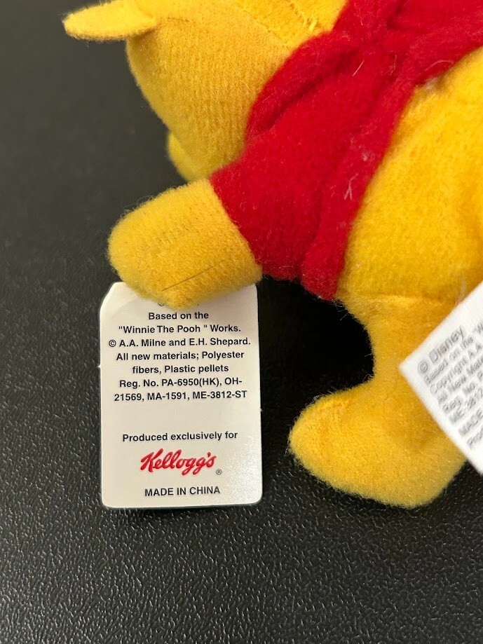 VTG Walt Disney World Mini Pooh Bear Kelloggs Cereal Promo plush toy 3. ...