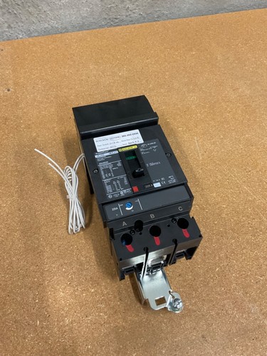 Lot of 79 Total Square D PowerPact JDA36225 225 Amp 600 VAC 3 Pole w ...