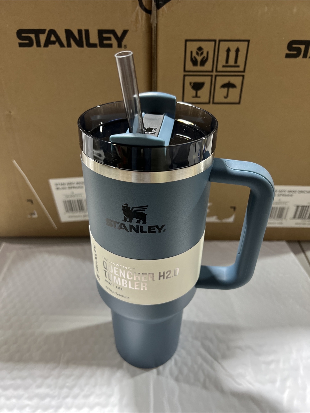Stanley Cup BLUE SPRUCE 40oz Quencher H2.0 FlowState Tumbler Cup ...