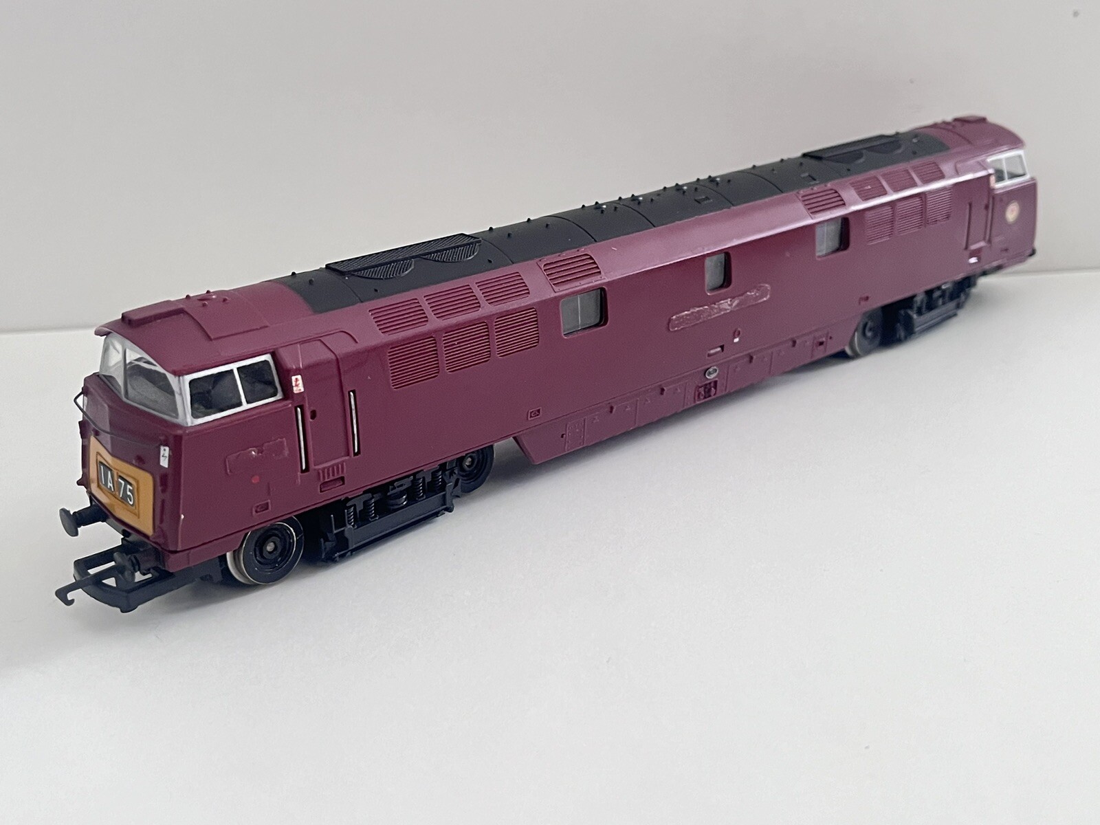 Hornby R368 Western Courier diesel hydraulic locomotive D1062 in BR ...