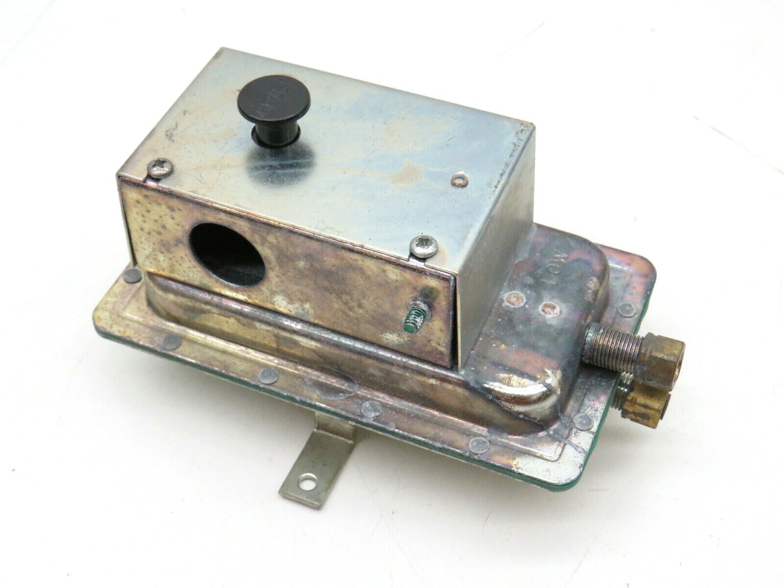 T.A.C Cleveland Control AFS-460 Differential Pressure Switch with Man ...