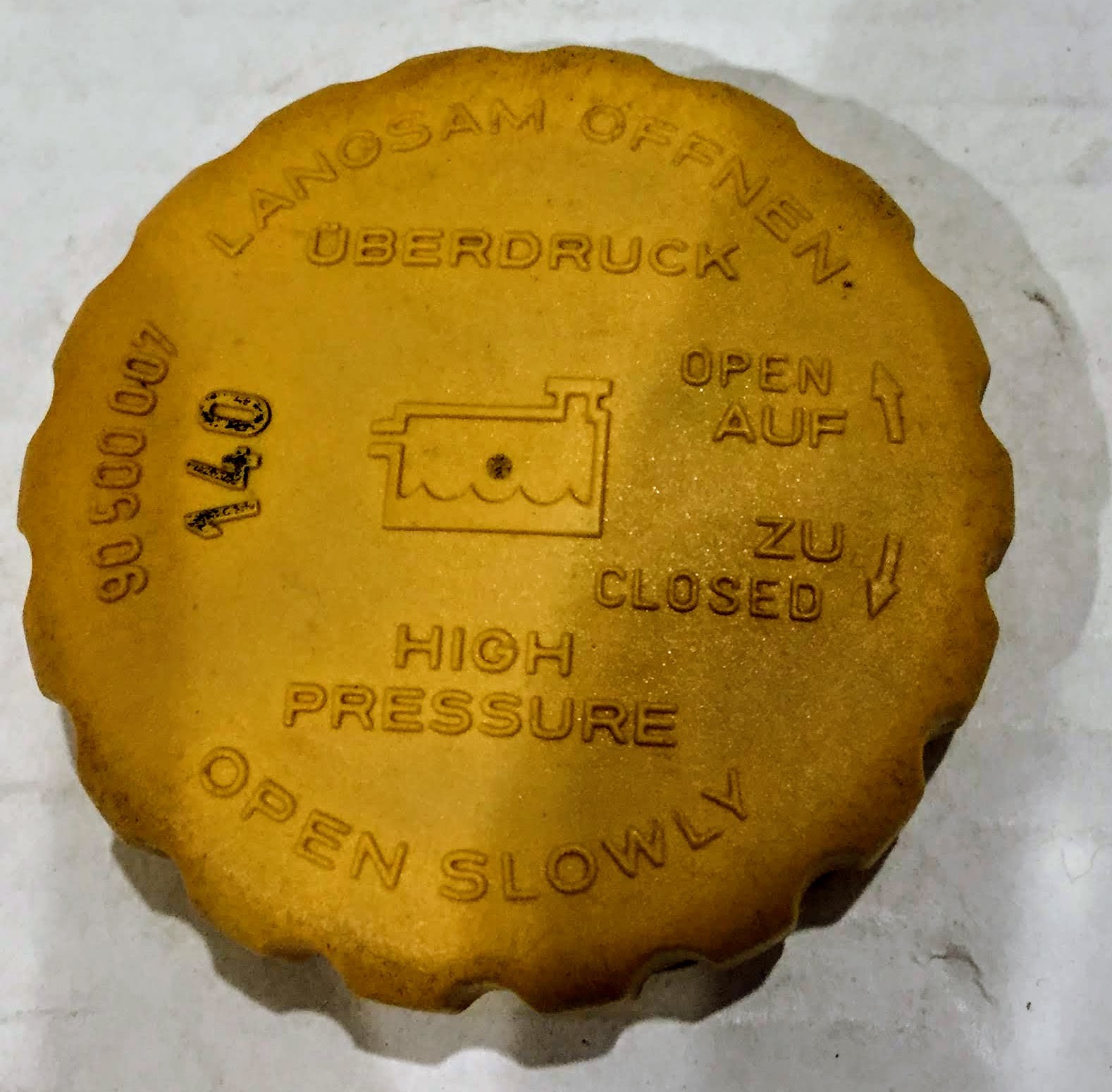 Saab OEM Radiator Overflow Expansion Tank Cap 140 #90500007 for sale ...