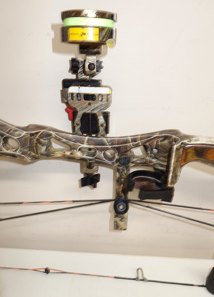 Compound Bow Bowtech "The General " Left Handed | eBay