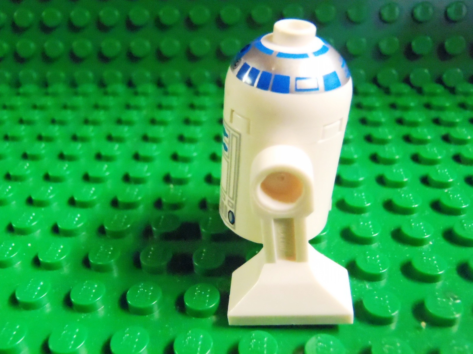 Star Wars LEGO Minifigure sw028 R2-D2 ORIGINAL 7106 10144 7680 7190 | eBay