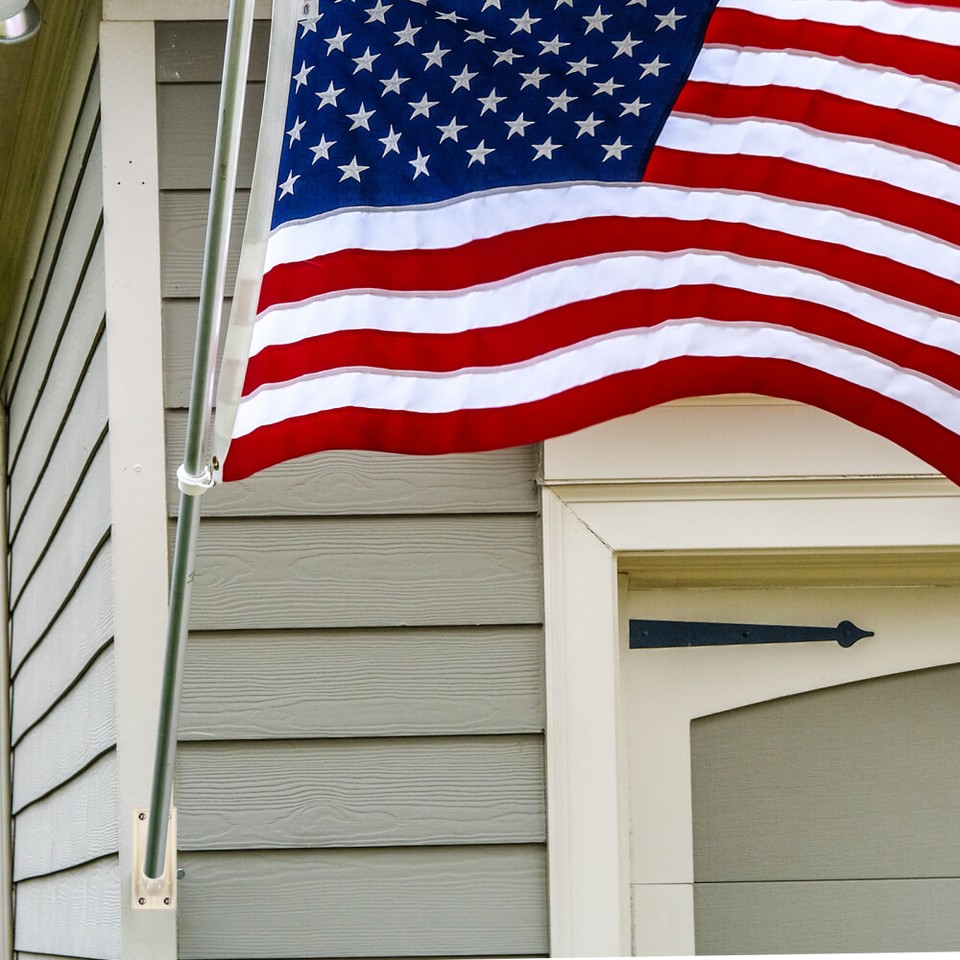 2Pcs Flag Pole Mounting Bracket Corner Flag Pole Mount Wall Flag Pole ...