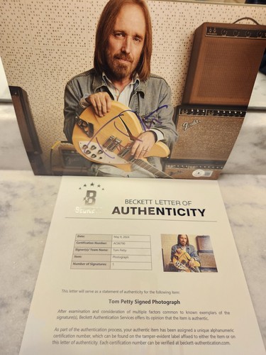 Autographed Tom Petty 8x10 Photo/Beckett Full Letter | eBay
