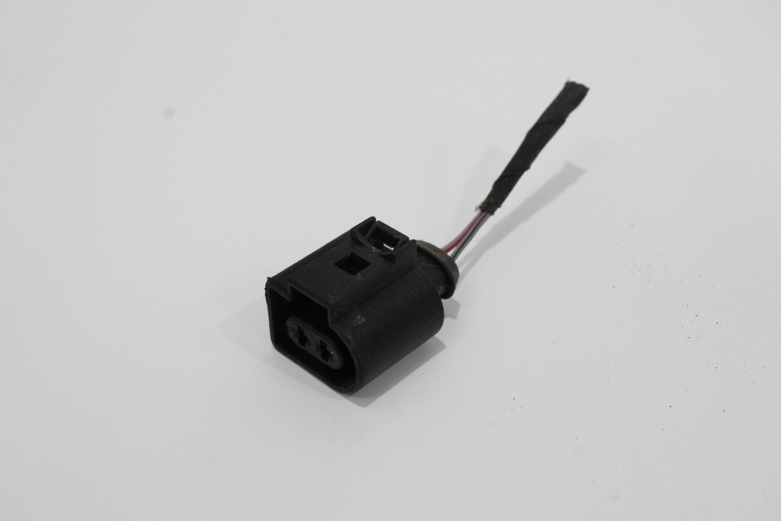 VW ID.3 ID3 2 Pin Wiring Connector and Short Length of Wire 8P0973722 ...