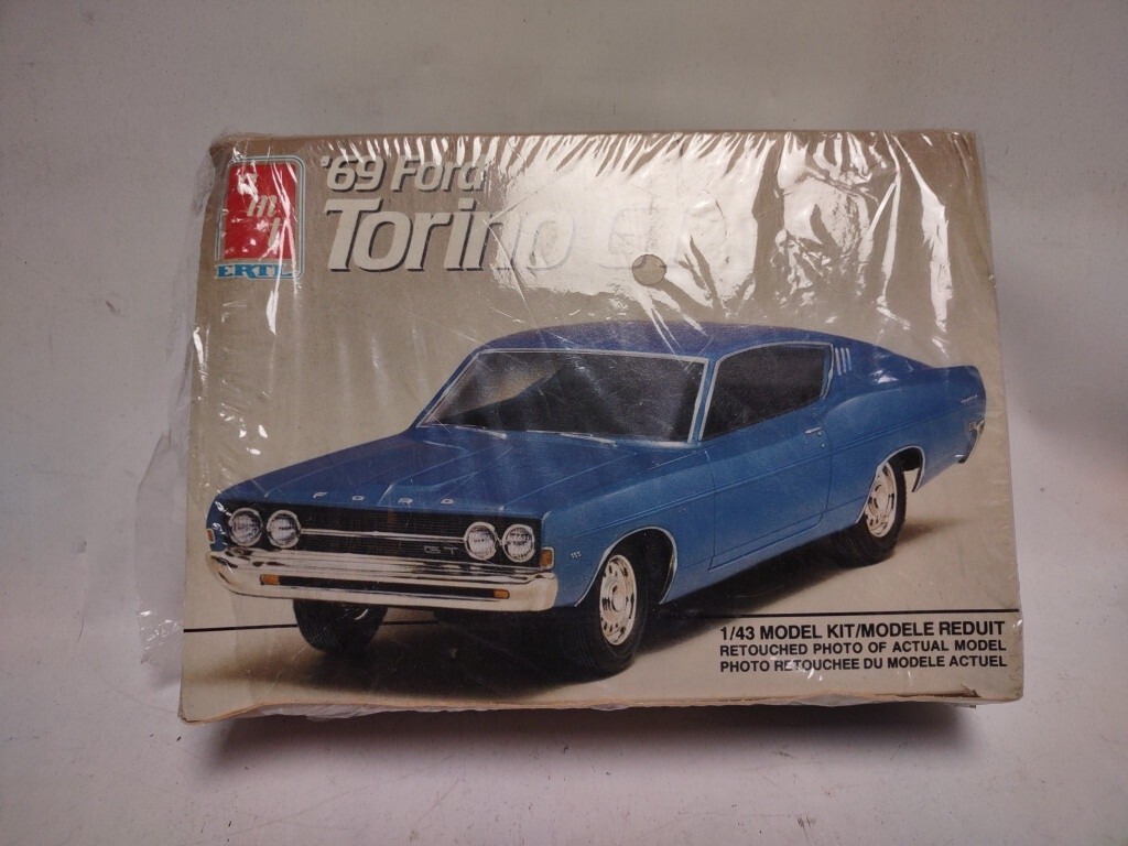 1969 Ford Torino Model Car Kit FORD TORINO