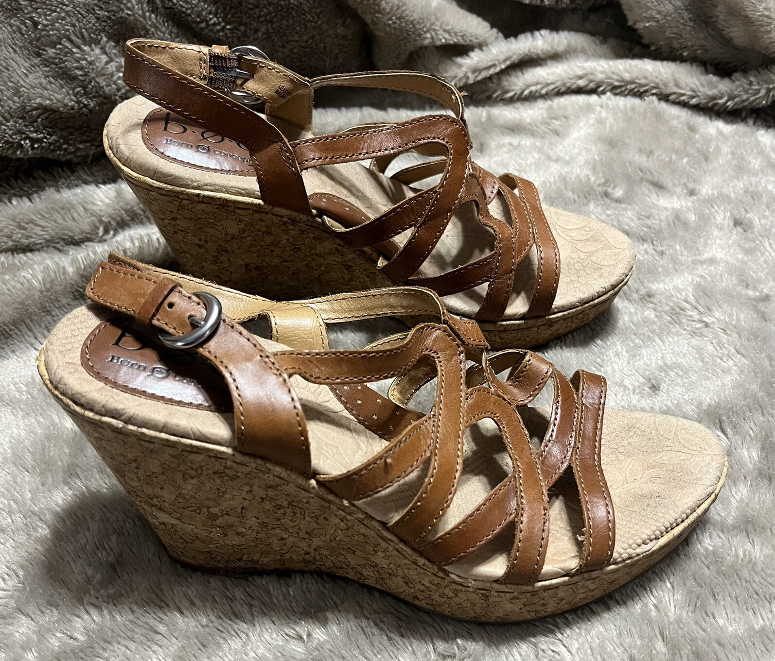 BOC Born NILSA Brown Leather Wedge Strappy Sanda Shoes C55841 Womens ...